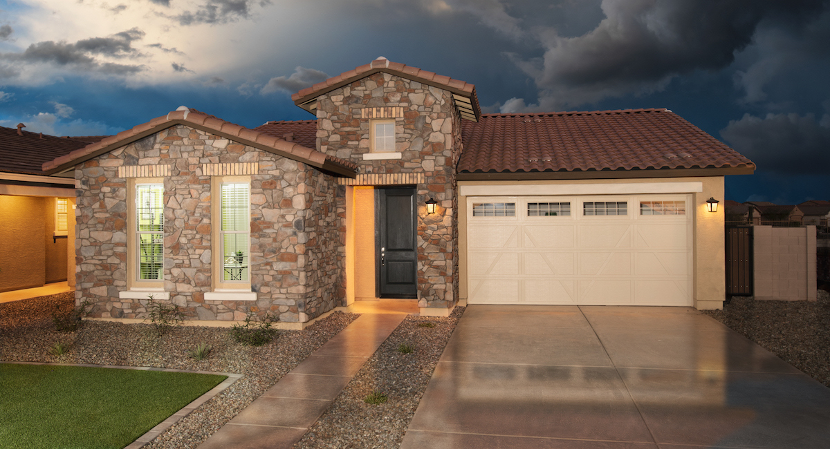 Lennar’s Kingston Place in Glendale Grand Opens February 9th!